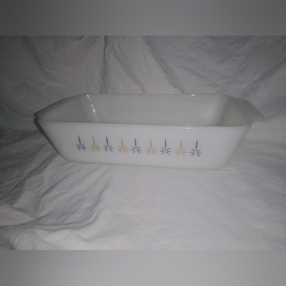 Fire King | Kitchen | Vintage Fire King Star Burst Glass Quart Loaf ...